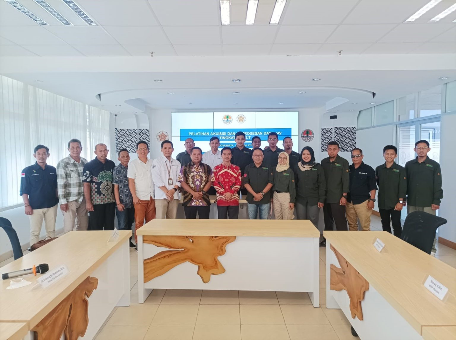 Pelatihan Akuisisi dan Pemrosesan Data UAV Tingkat Lanjut – ukdn.geo ...